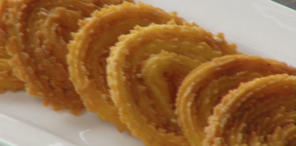 Chakli: How To Make Chakli | Food Food