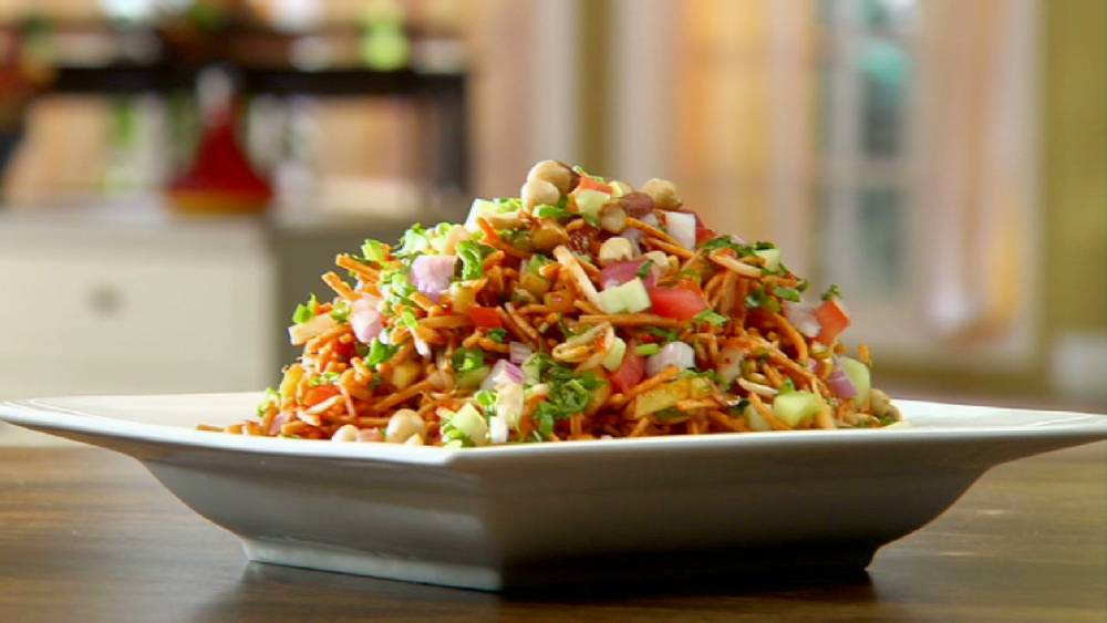 Chinese Bhel: How To Make Chinese Bhel | Food Food